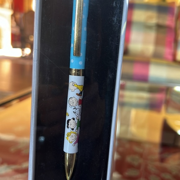 graphique | Office | Collectable Charlie Brown And Friends Peanuts Pen ...